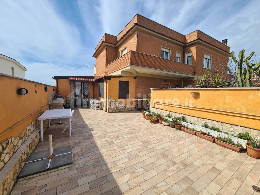 Vendita Appartamento Fiumicino. Quadrilocale in viale di Focene. Ottimo ...