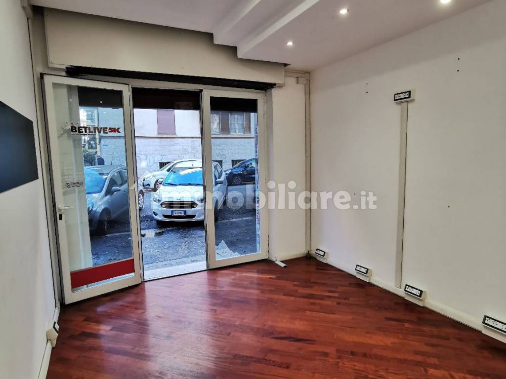 Locale commerciale via Fregene 43, Roma, Rif. 110232141 - Immobiliare.it