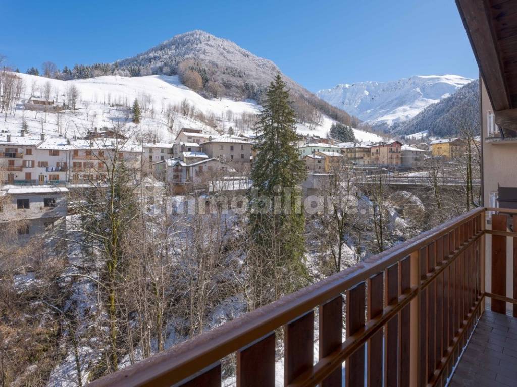 Vendita Appartamento Valbondione. Monolocale in via Onorevole Tarcisio ...