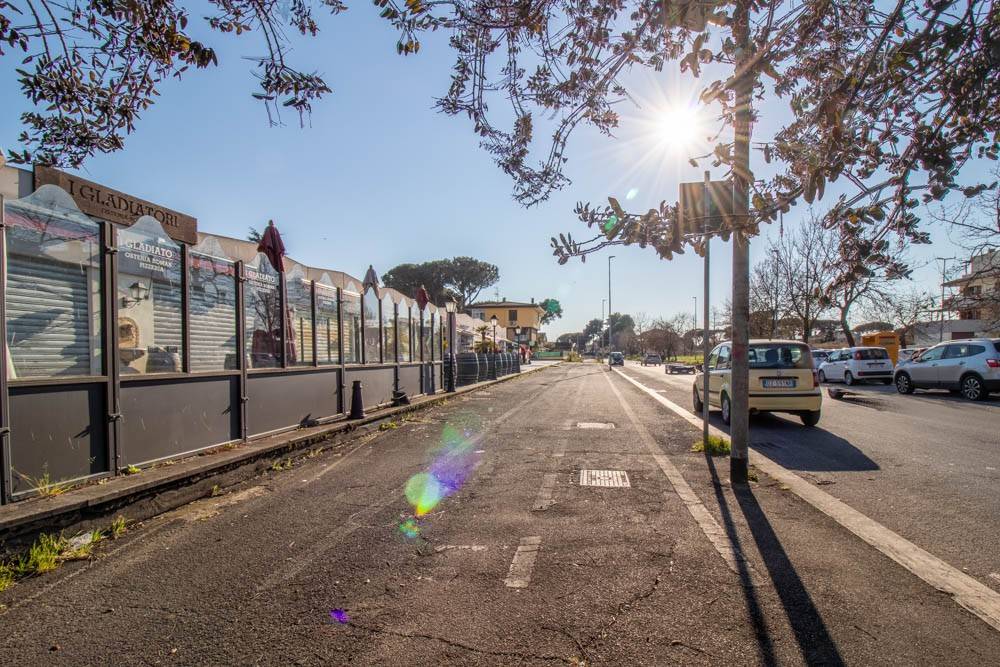 Locale commerciale, Roma, Rif. 110358775 - Immobiliare.it