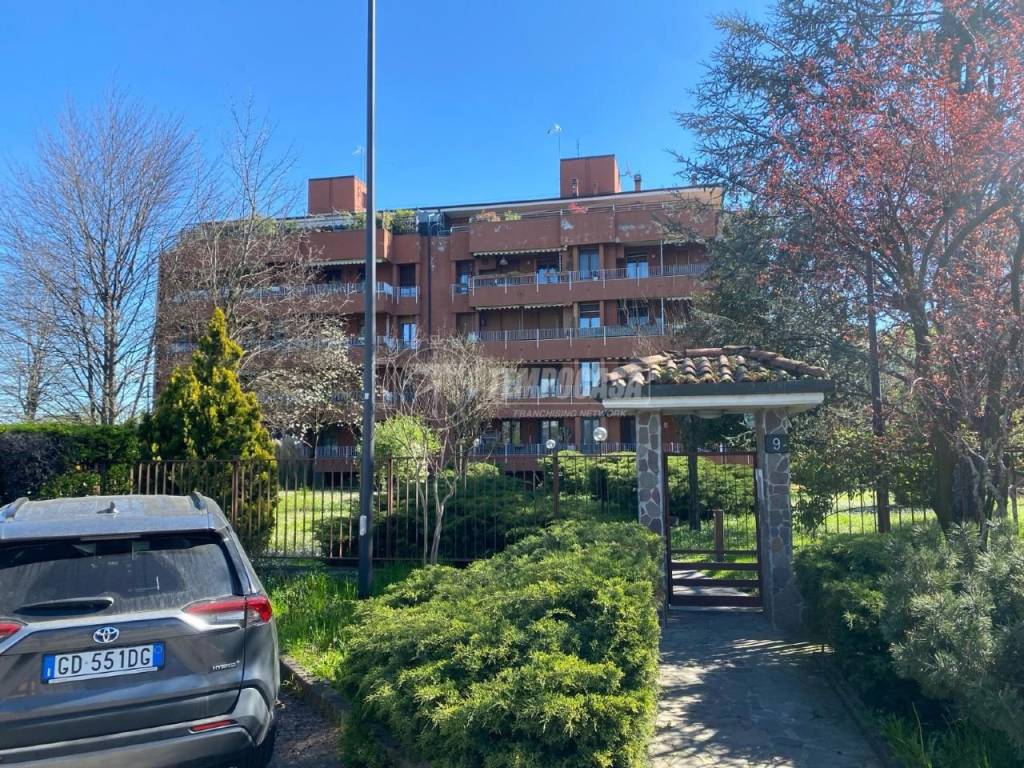 Garage - Box via Delle Regioni 9, Segrate, Rif. 110395429 - Immobiliare.it