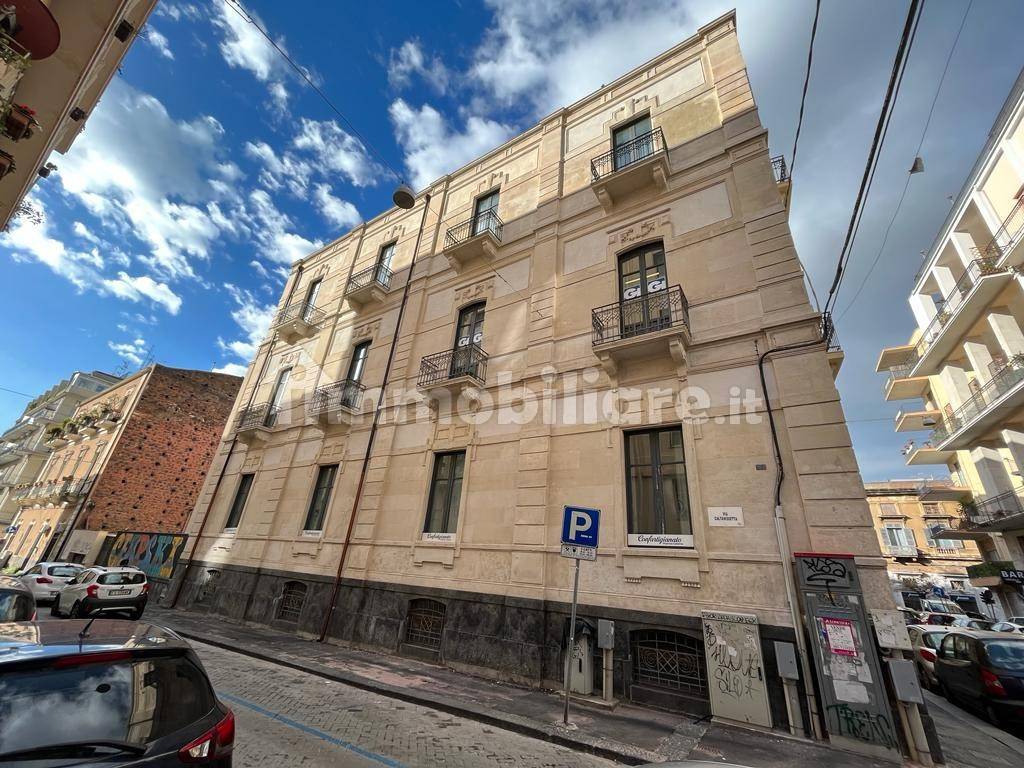 Ufficio - Studio in affitto, Catania, Rif. 110399307 - Immobiliare.it