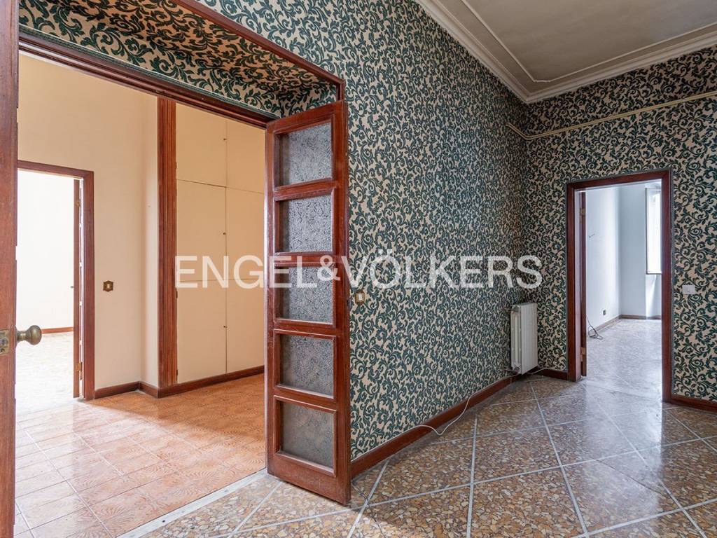 Vendita Appartamento in via di Parione. Roma. Da ristrutturare, secondo ...