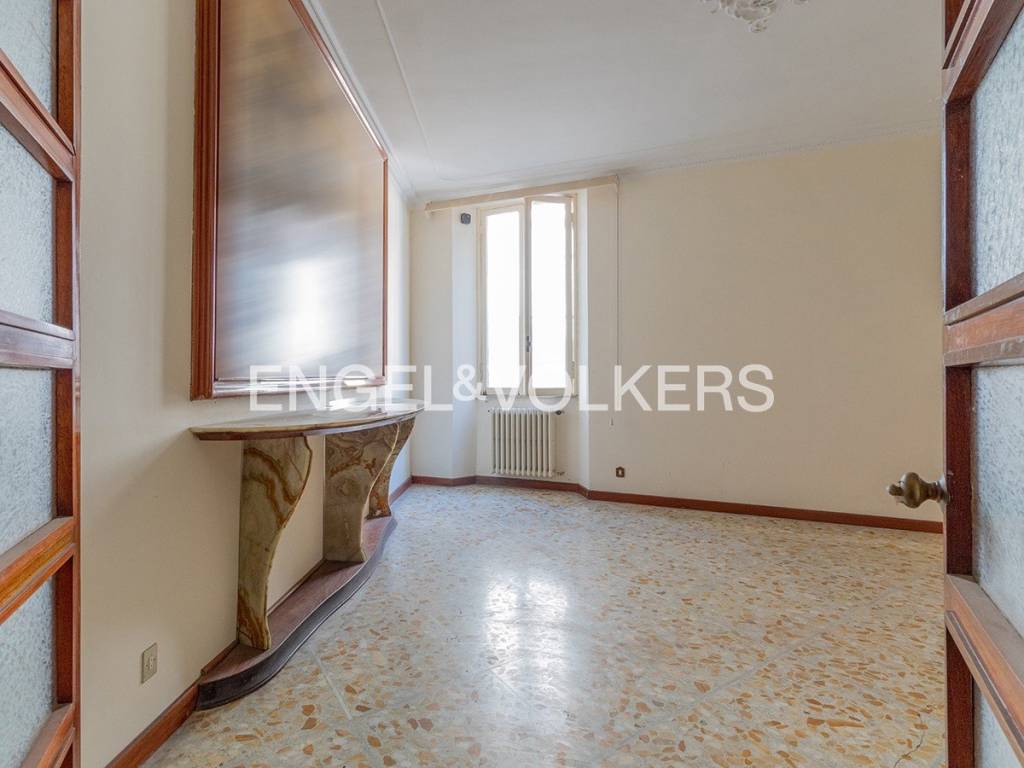 Vendita Appartamento in via di Parione. Roma. Da ristrutturare, secondo ...