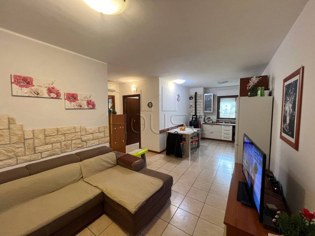 Vendita Appartamento Perugia. Trilocale in strada Tiberina nord. Buono ...