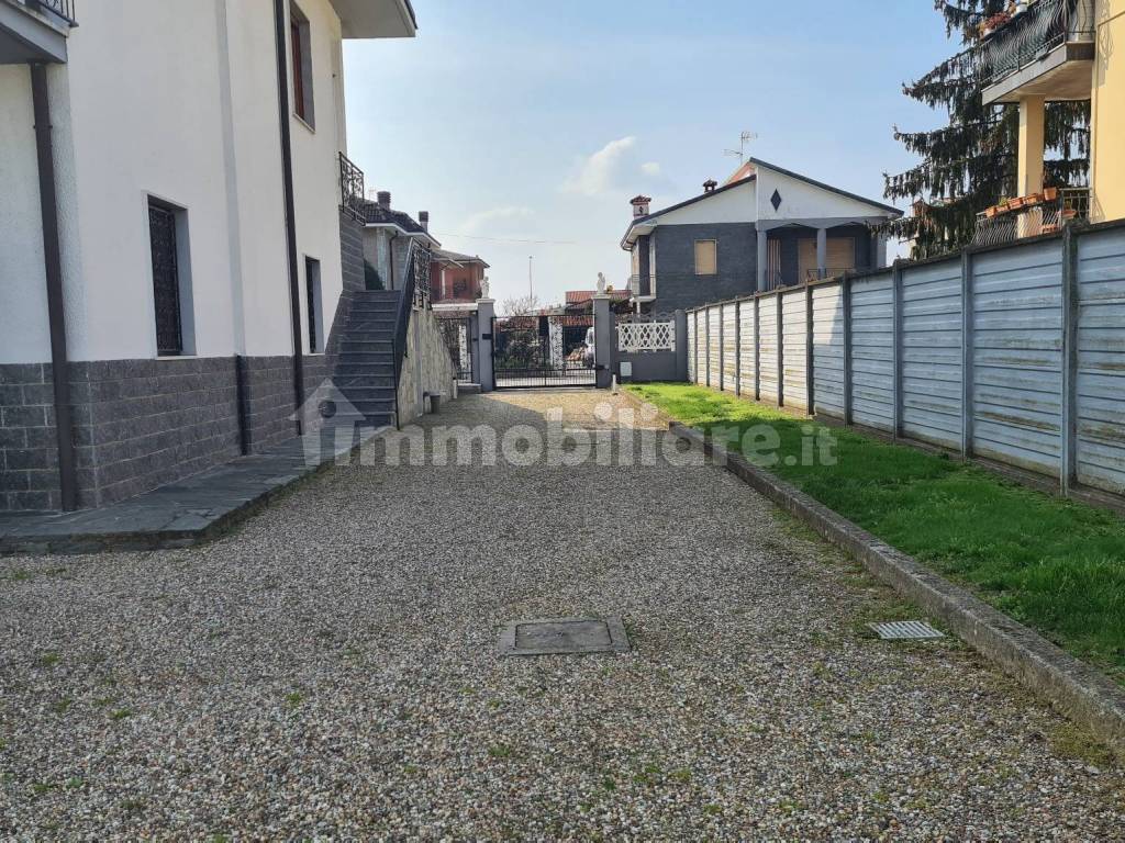 Sale Two-family villa in via Monsignor della Beffa 16 Bubbiano. Good ...