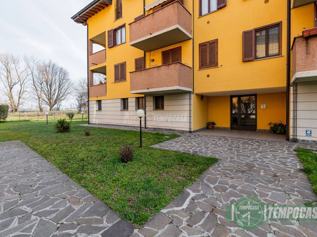 Vendita Appartamento Tavazzano con Villavesco. Bilocale in via Angelo ...