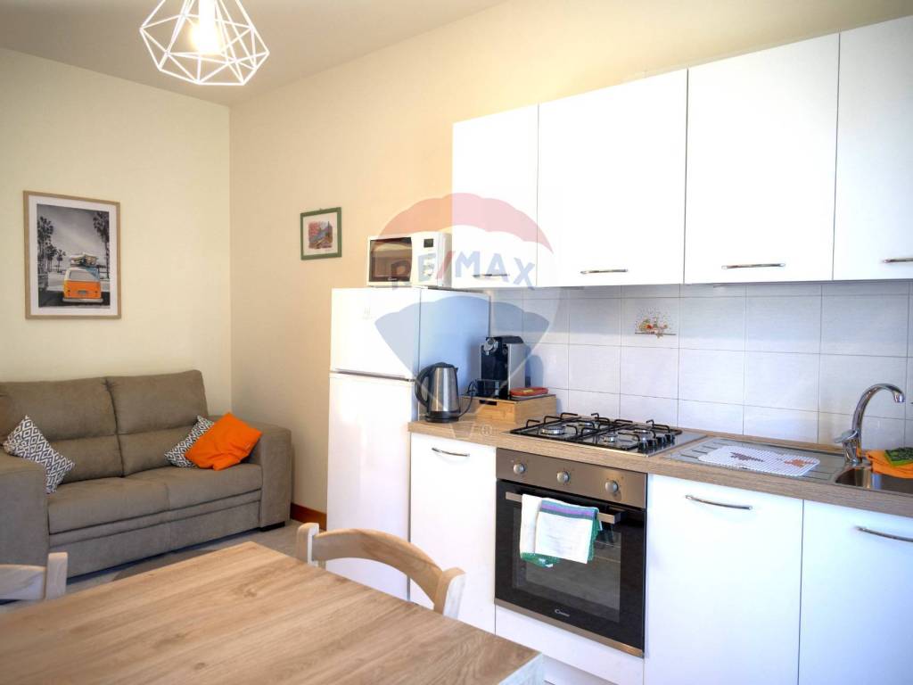 Vendita Appartamento Meina. Bilocale in via Minazza 24. Ottimo stato ...