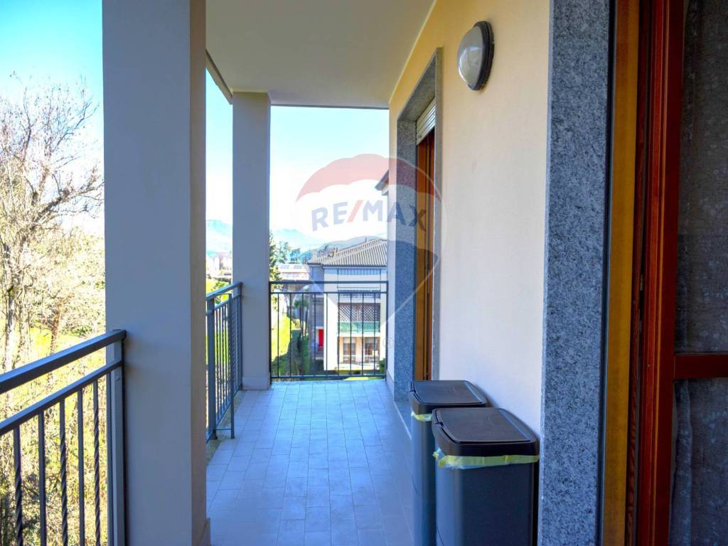 Vendita Appartamento Meina. Bilocale in via Minazza 24. Ottimo stato ...