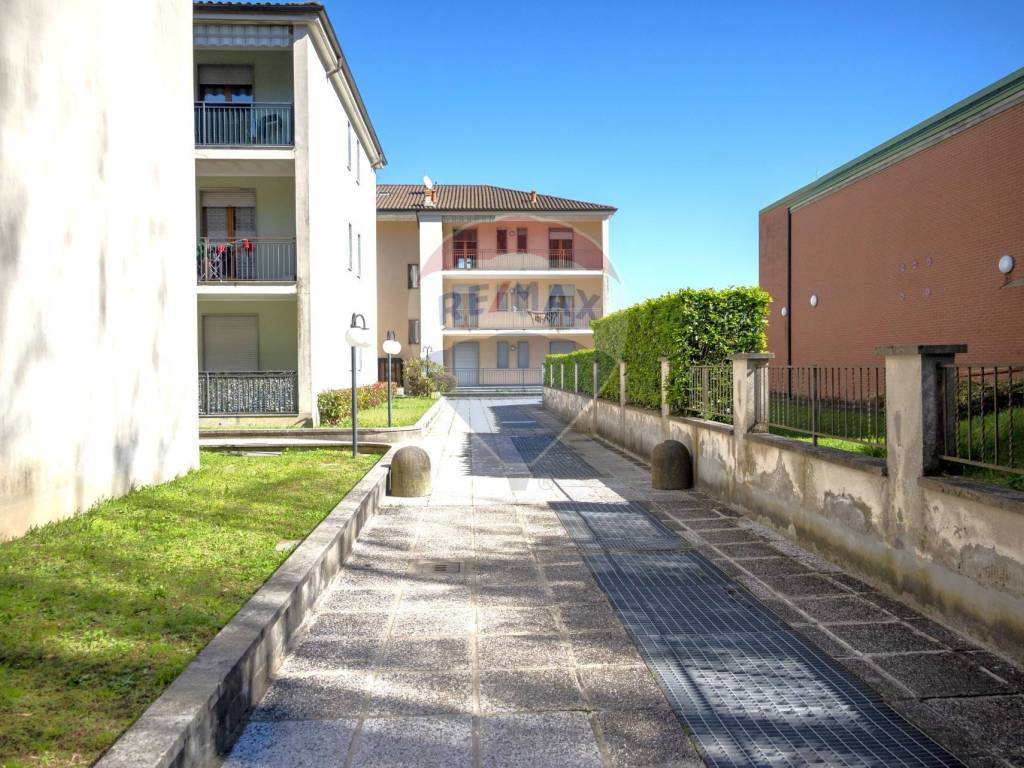 Vendita Appartamento Meina. Bilocale in via Minazza 24. Ottimo stato ...