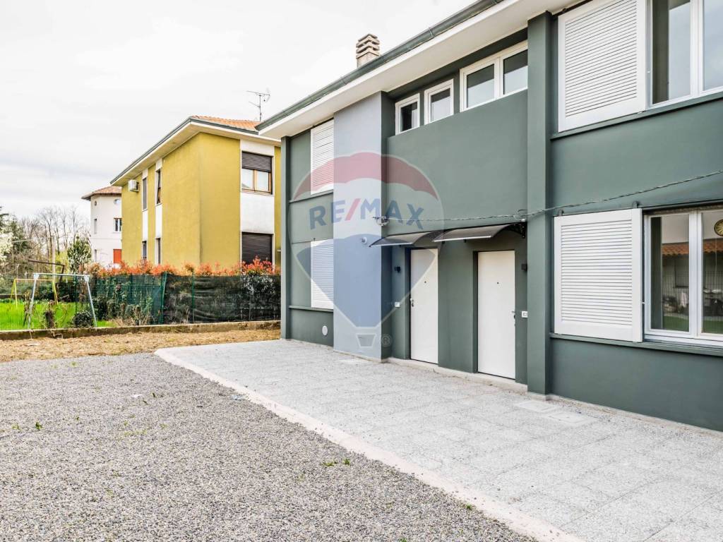 Vendita Villa a schiera in via San D'acquisto 2 Mozzate. Buono stato ...