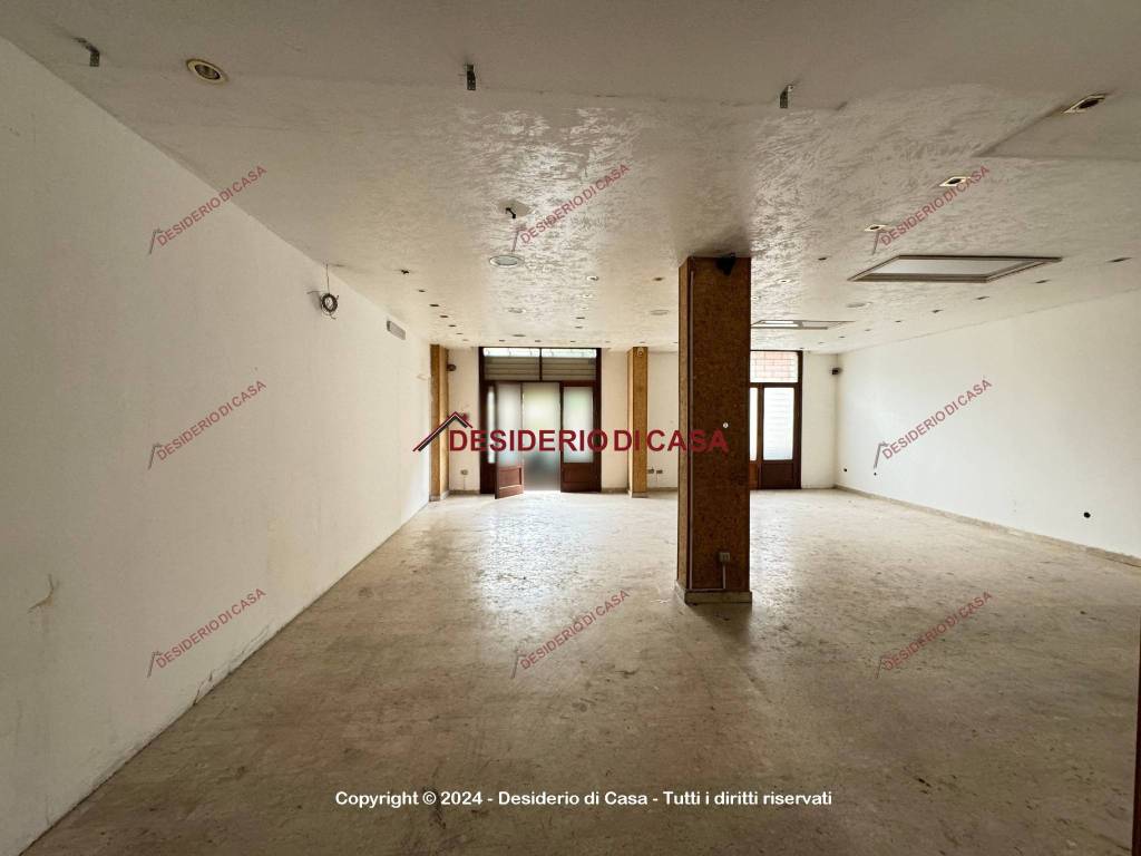 Locale commerciale via Vittorio Emanuele Orlando 52, Santa Flavia, Rif ...