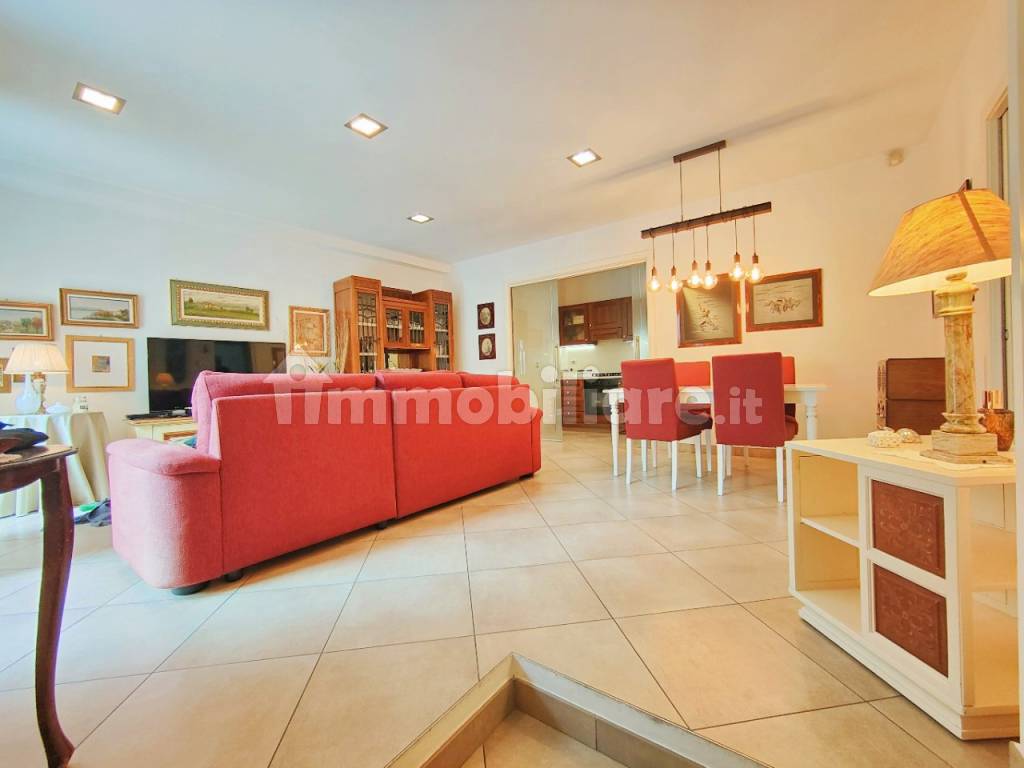 Vendita Appartamento Rimini. Quadrilocale in via Aurelio Bertola 50 ...