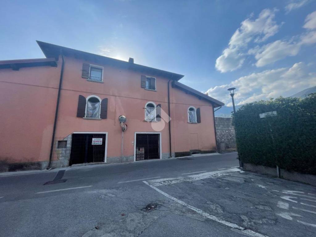 Vendita Appartamento Toscolano-Maderno. Quadrilocale in via Promontorio ...