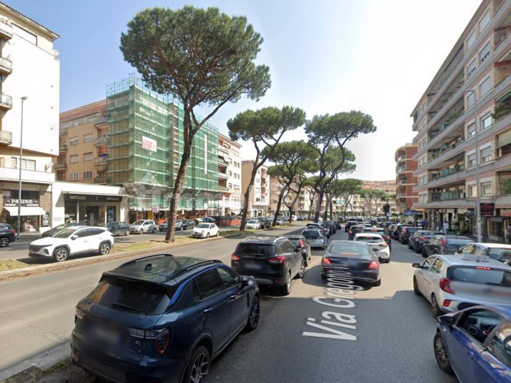 Locale commerciale piazza Pio XI, Roma, Rif. 110743505 - Immobiliare.it