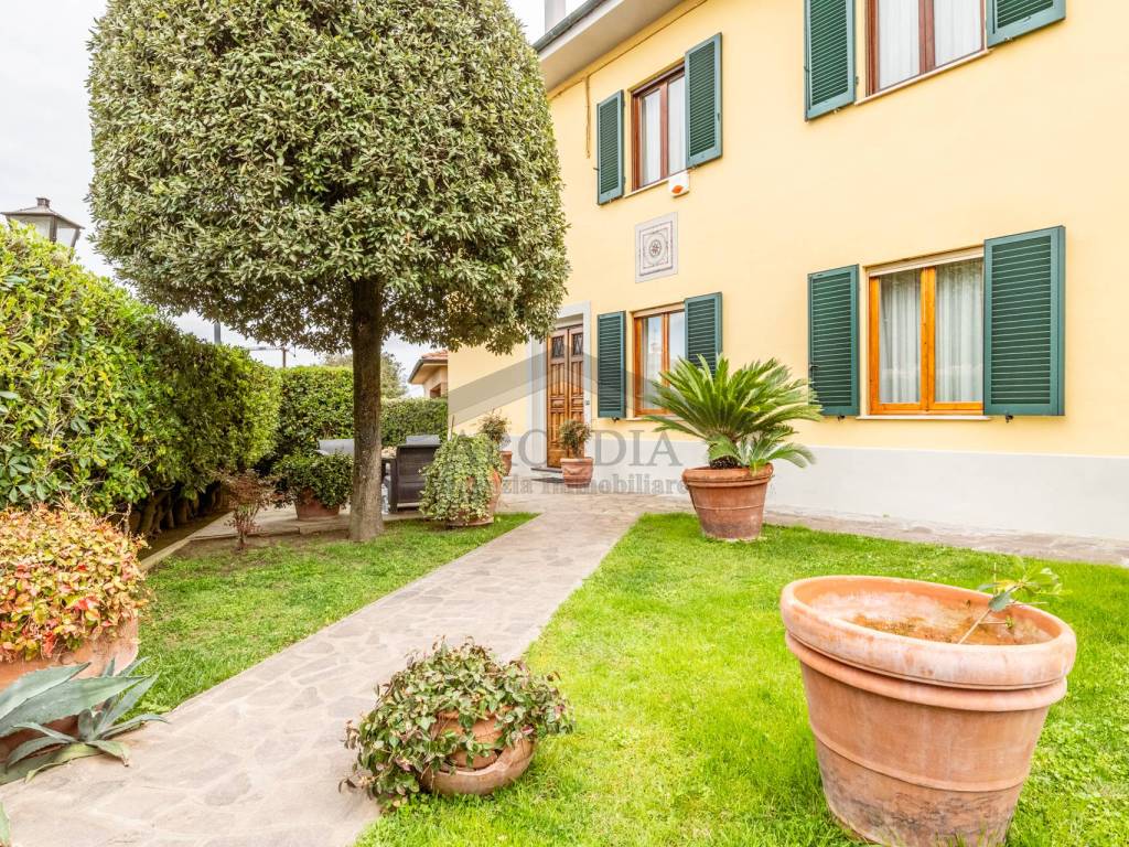 Vendita Villa unifamiliare in via L. Falchi 4 Montopoli in Val d'Arno. Buono stato, con terrazza ...