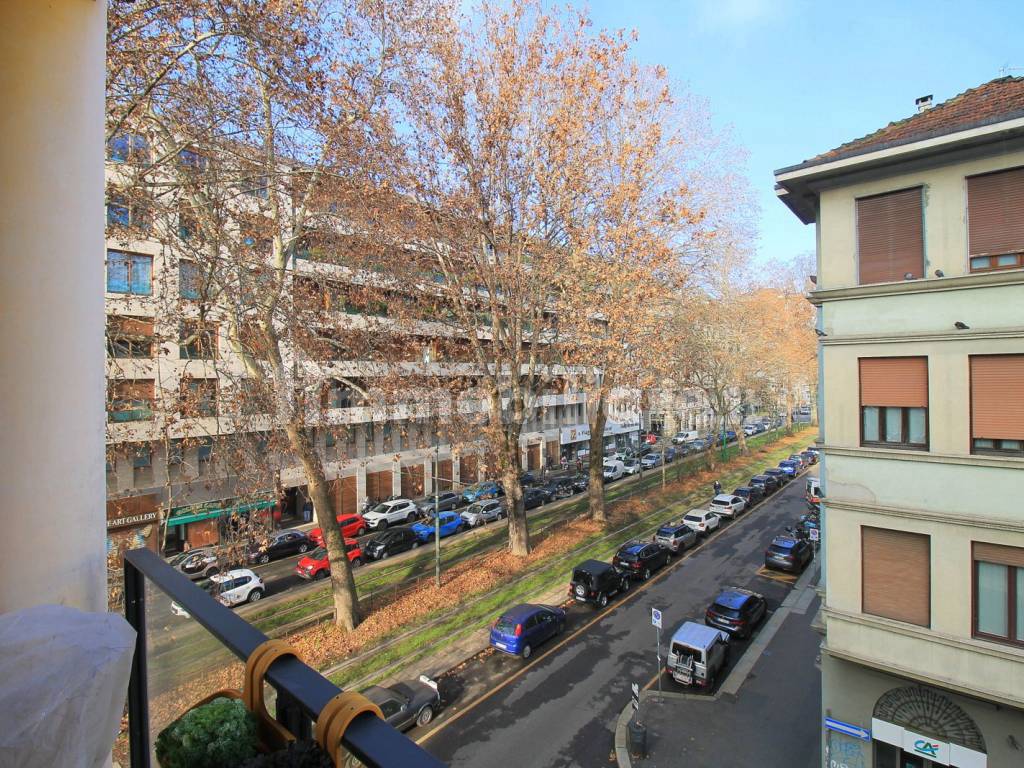 Vendita Appartamento Milano. Bilocale in viale Premuda 40. Ottimo stato ...
