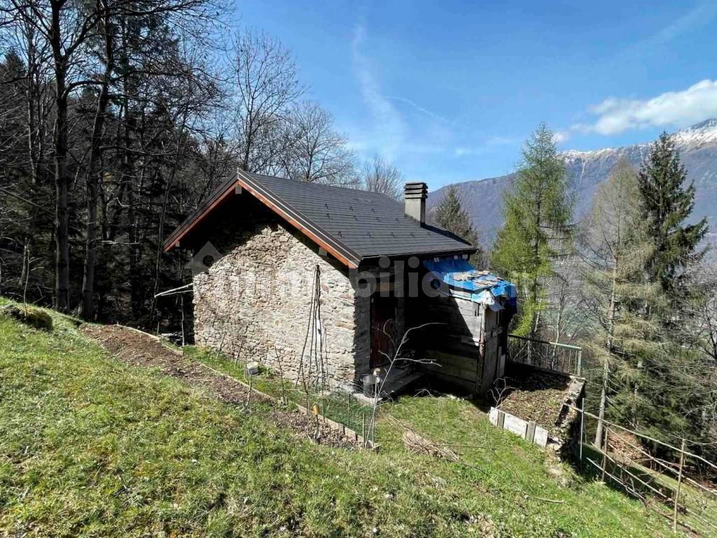 Vendita Baita in Terreni Cosio Valtellino. Ottimo stato, 71 m², rif ...