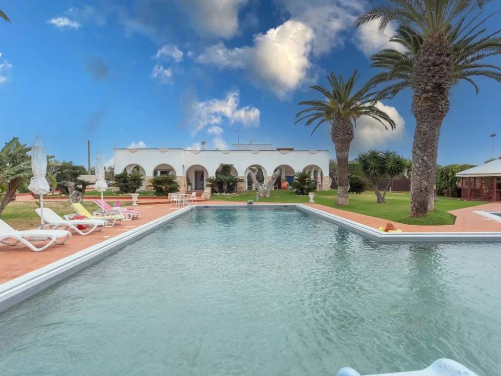 Sale Single family villa in via Torre Sinfonò Alliste. Excellent ...