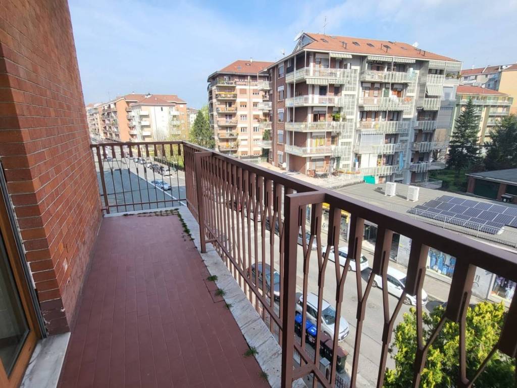 Vendita Appartamento in corso BERNARDINO TELESIO 93. Torino. Buono ...