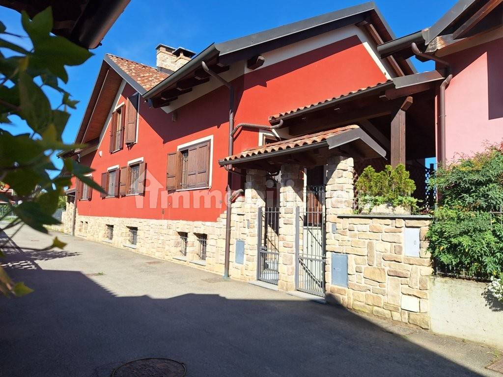 Vendita Villa unifamiliare in via della Rotonda 14/7 Vinovo. Buono ...