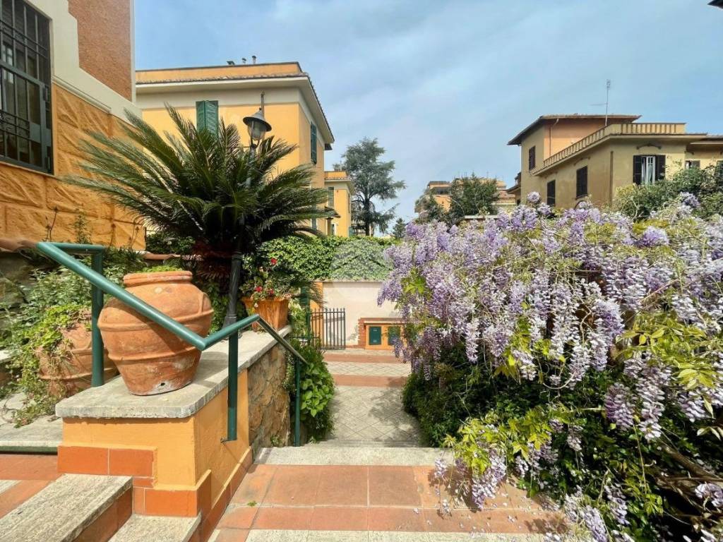 Vendita Attico in via Monte Altissimo Roma. Ottimo stato, con terrazza ...