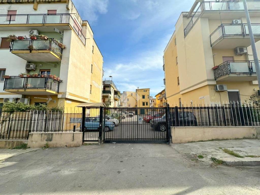 Vendita Appartamento Palermo. Quadrilocale in largo Pitrè 1. Ottimo ...