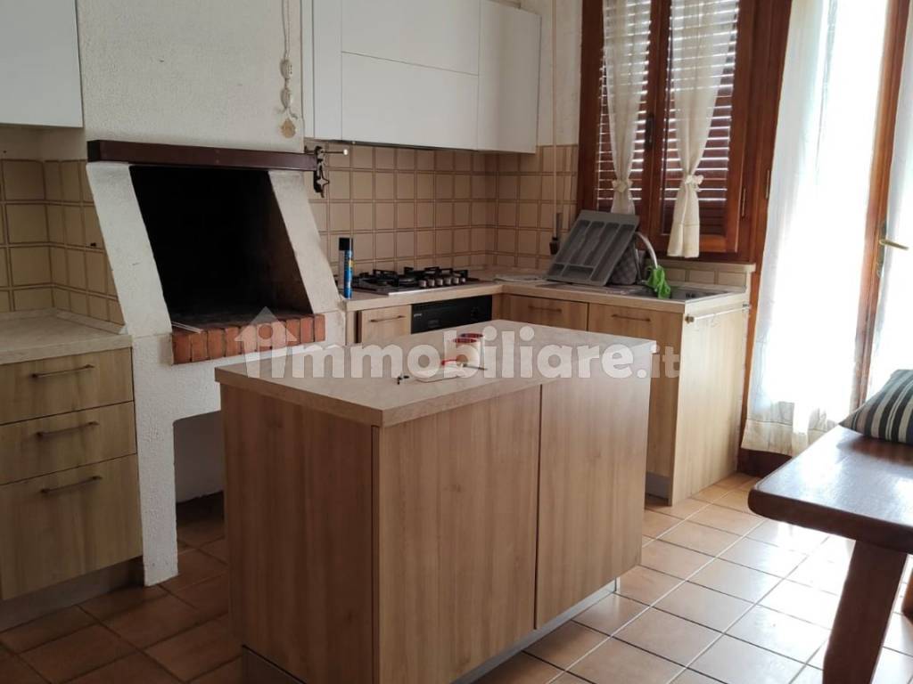 Vendita Appartamento in villa in via Francesco Galdi Pisa. Buono stato ...