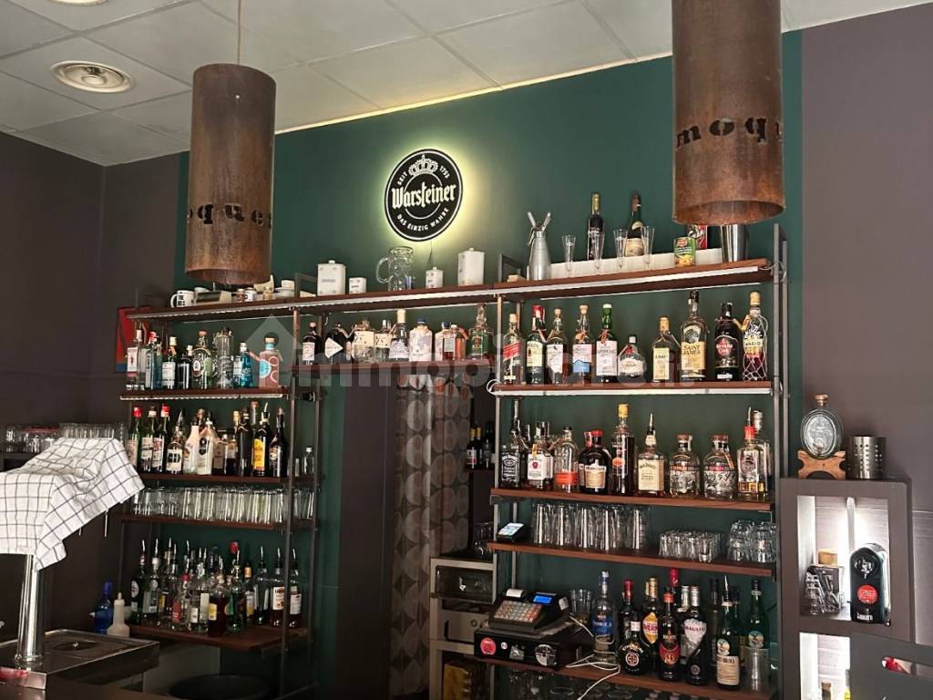 Birreria - Pub piazza Aurelio Saffi, Forlì, Rif. 110992341 - Immobiliare.it