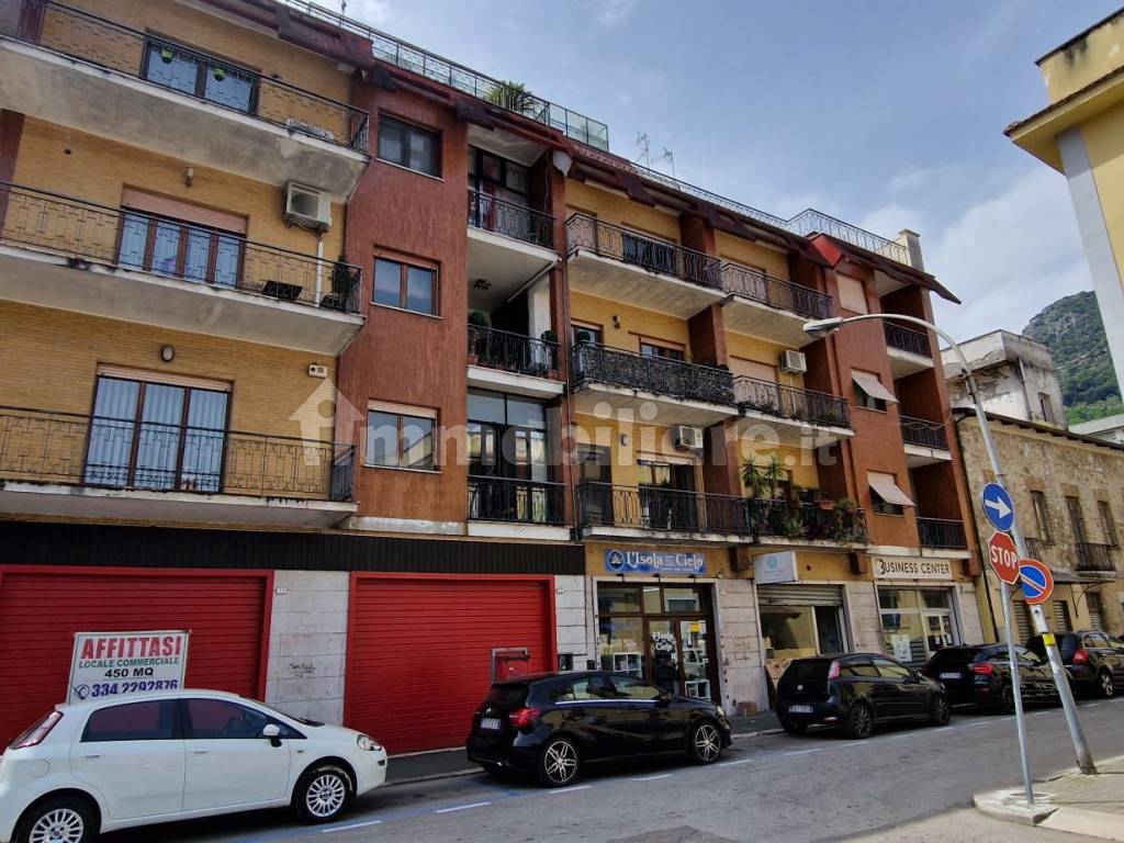 Vendita Appartamento Cassino. Trilocale in via Cavour, snc. Quarto ...
