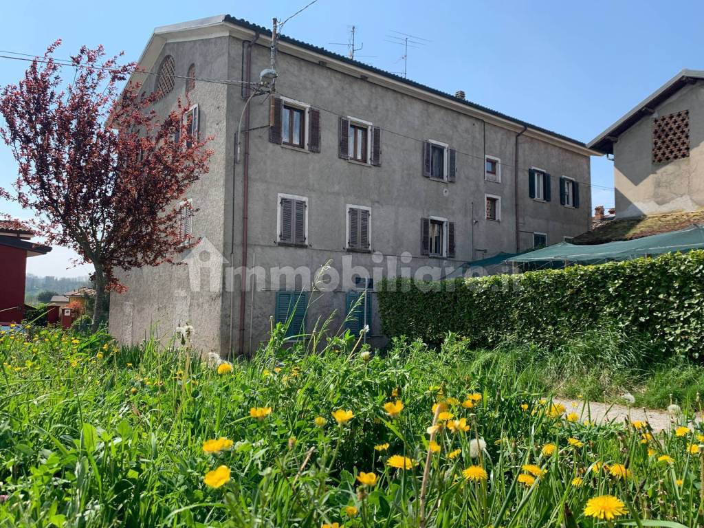 Vendita Appartamento Merone. Trilocale in via Caboto 16. Ottimo stato ...