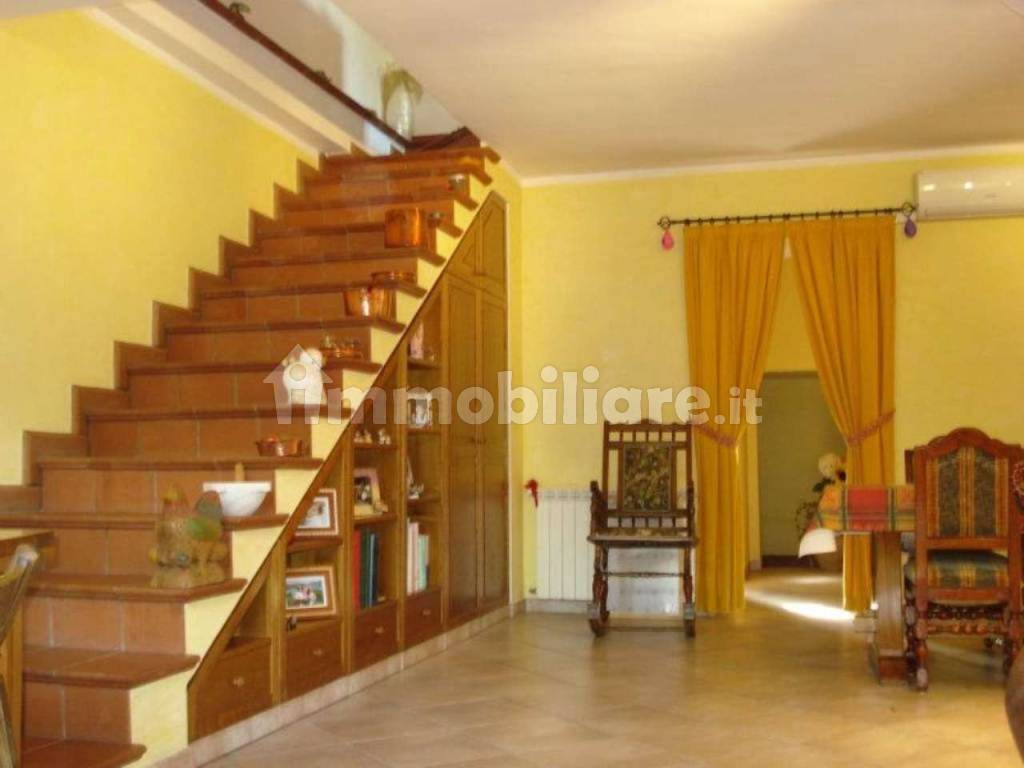 Sale Two-family villa in via Roberto Mazzucco Rome. Excellent condition ...