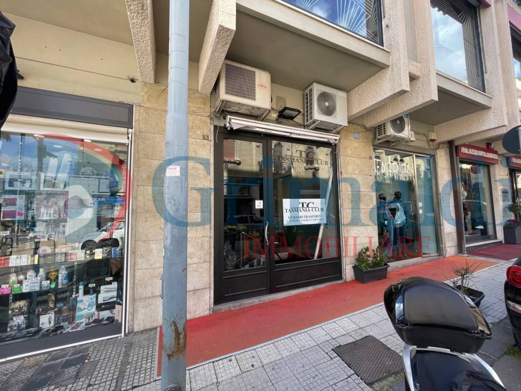 Commercial property via Camiciotti, 53, Messina, Ref. 111026561 ...
