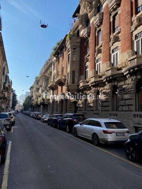 Affitto Appartamento Milano. Trilocale in via Vivaio. Buono stato ...