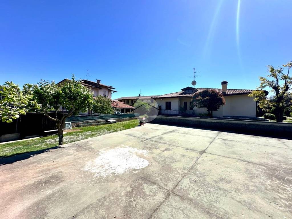 Sale Single family villa in via del Dosso 13 Palazzolo sull'Oglio. New ...