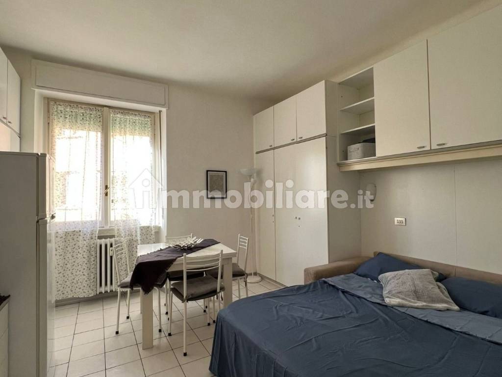 Affitto Appartamento Milano. Monolocale in piazza Insubria 8. Buono ...