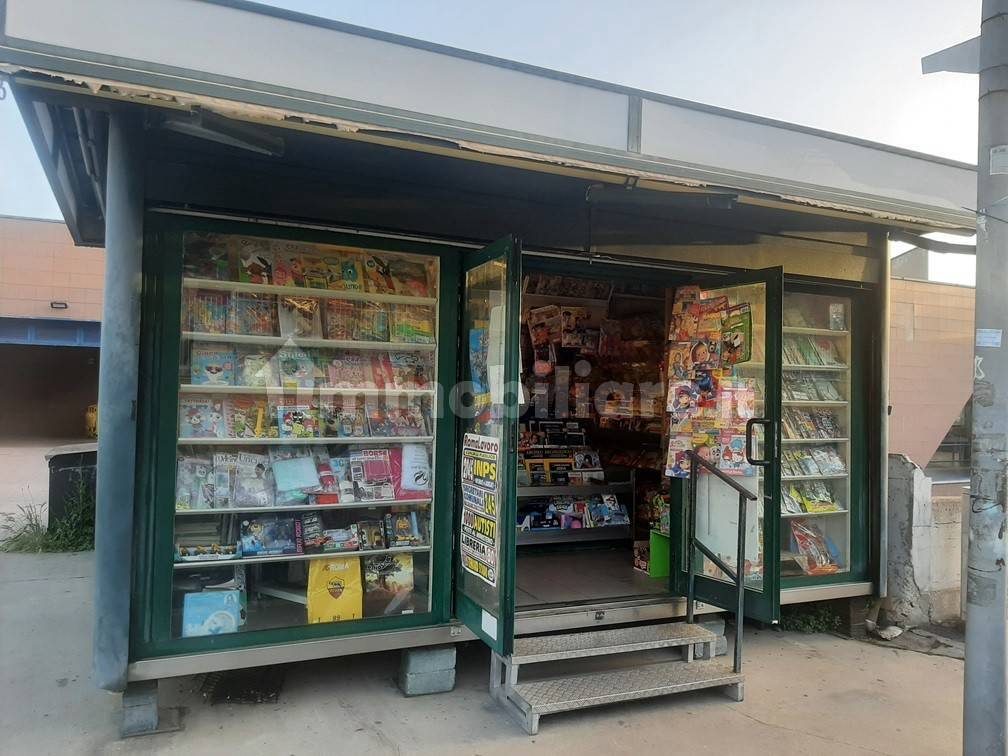 Edicola largo Castel Bolognese, Roma, Rif. 111067829 - Immobiliare.it