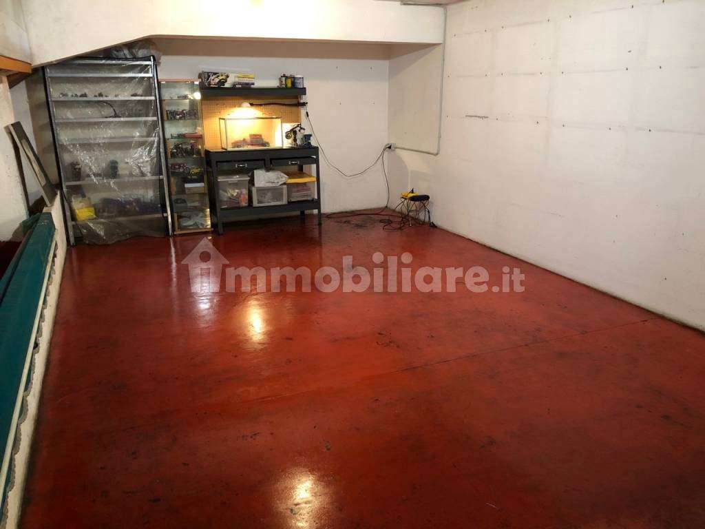 Garage - Box via San Godenzo 184, Roma, Rif. 111103985 - Immobiliare.it