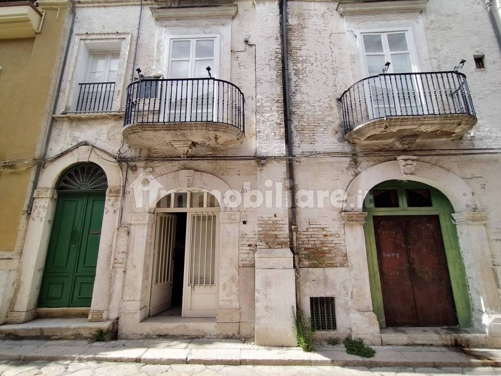 Vendita Appartamento in via Roma 41. San Severo. Da ristrutturare ...