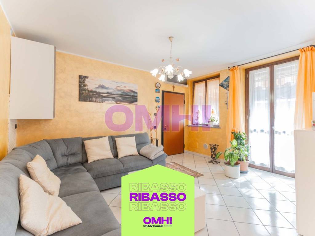 Vendita Appartamento Cavaria con Premezzo. Quadrilocale in San Quirico ...