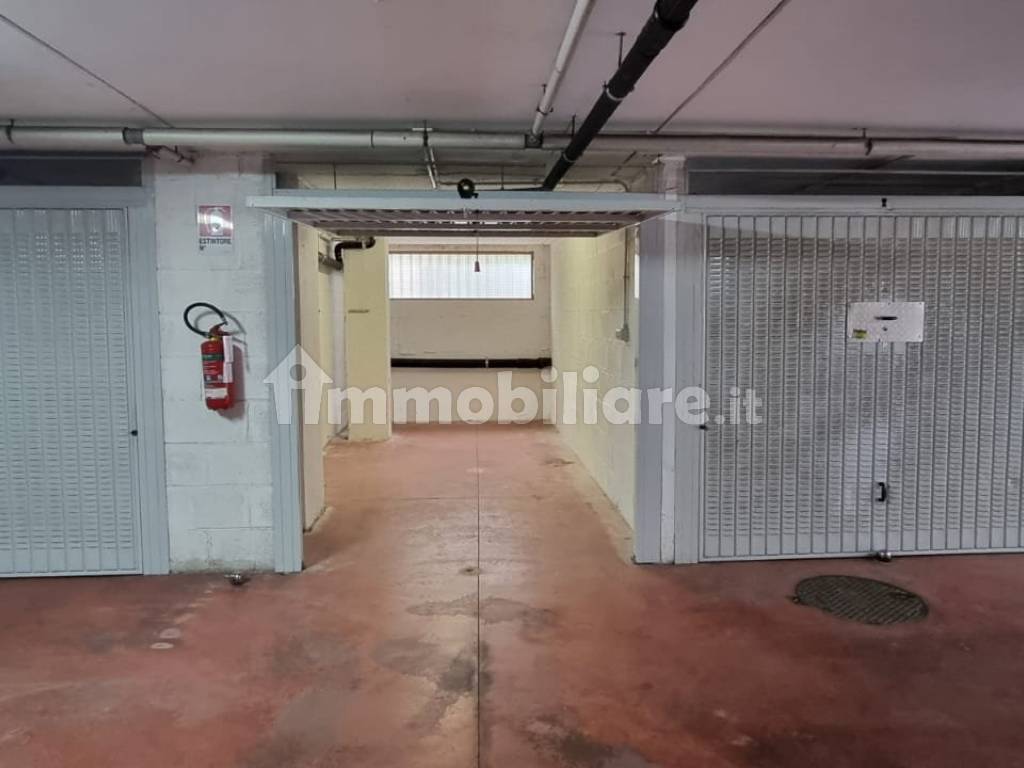 Garage - Box via Paolo Stoppa, Roma, Rif. 111249973 - Immobiliare.it