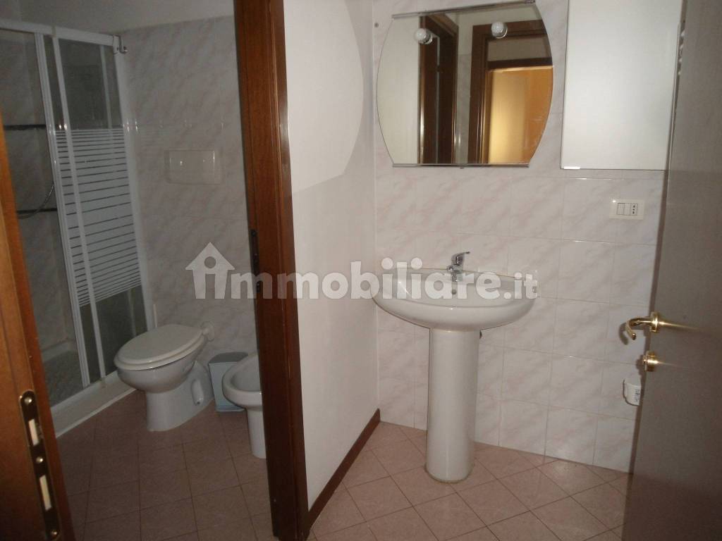 Vendita Appartamento Bologna. Monolocale in via Angelo Finelli. Buono ...