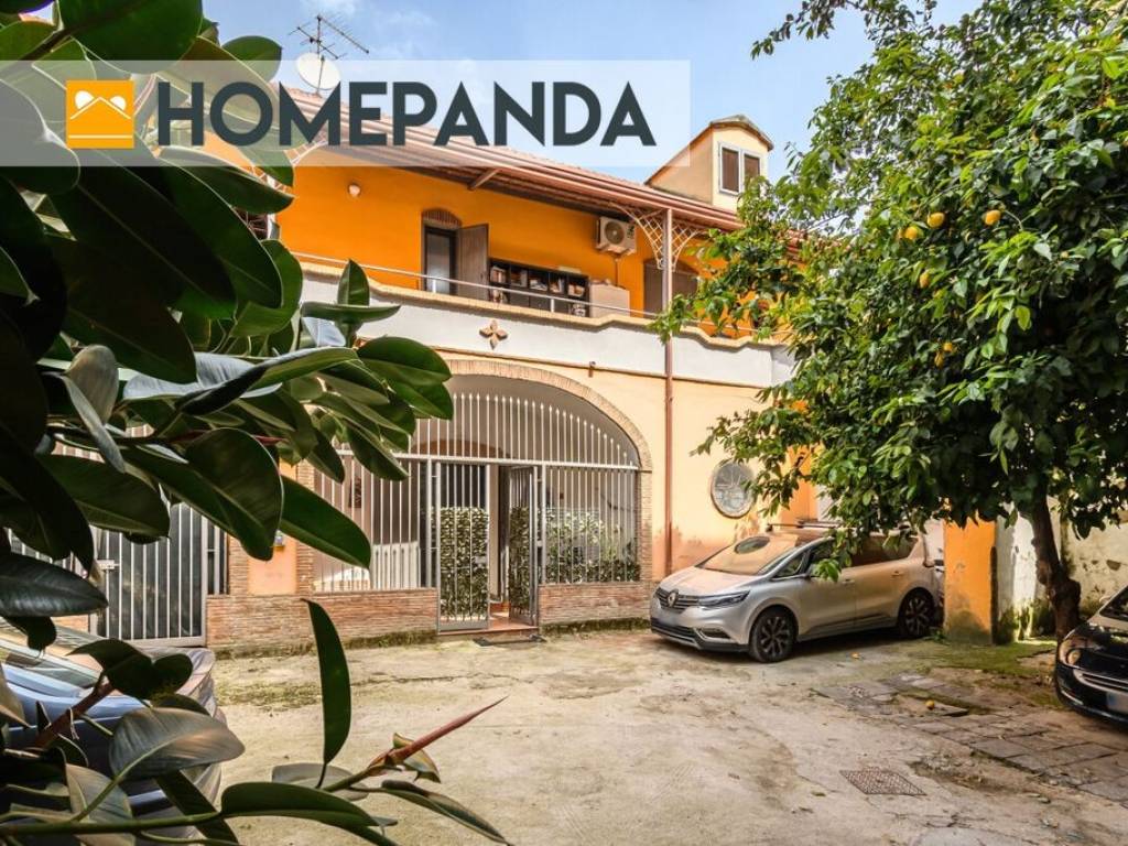 Sale Single family villa in via Giuseppe Verdi 73 Caserta. Good ...