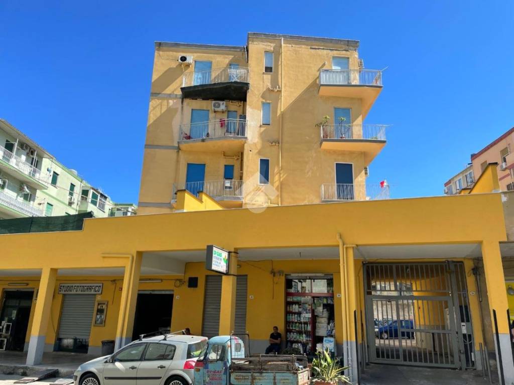 Vendita Appartamento Palermo. Trilocale in via Pergusa 34. Buono stato ...