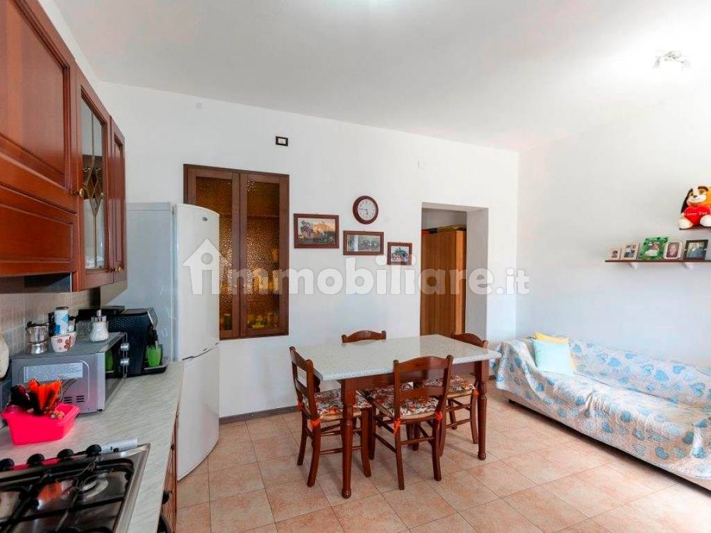 Vendita Appartamento Origgio. Bilocale in via Monfalcone. Ottimo stato ...