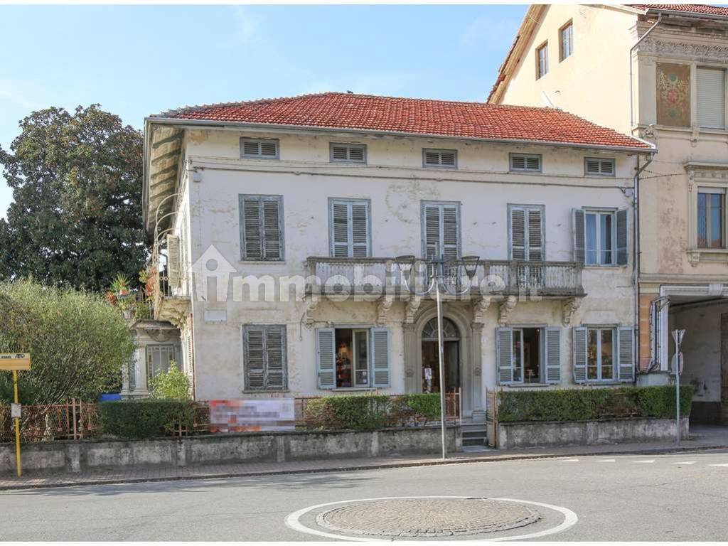 Palazzo - Edificio via Marconi , 1, Cossato, Rif. 111363603 ...