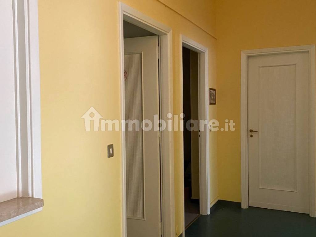 Office via Carlo Fecia di Cossato 8, Biella, Ref. 111317209 ...