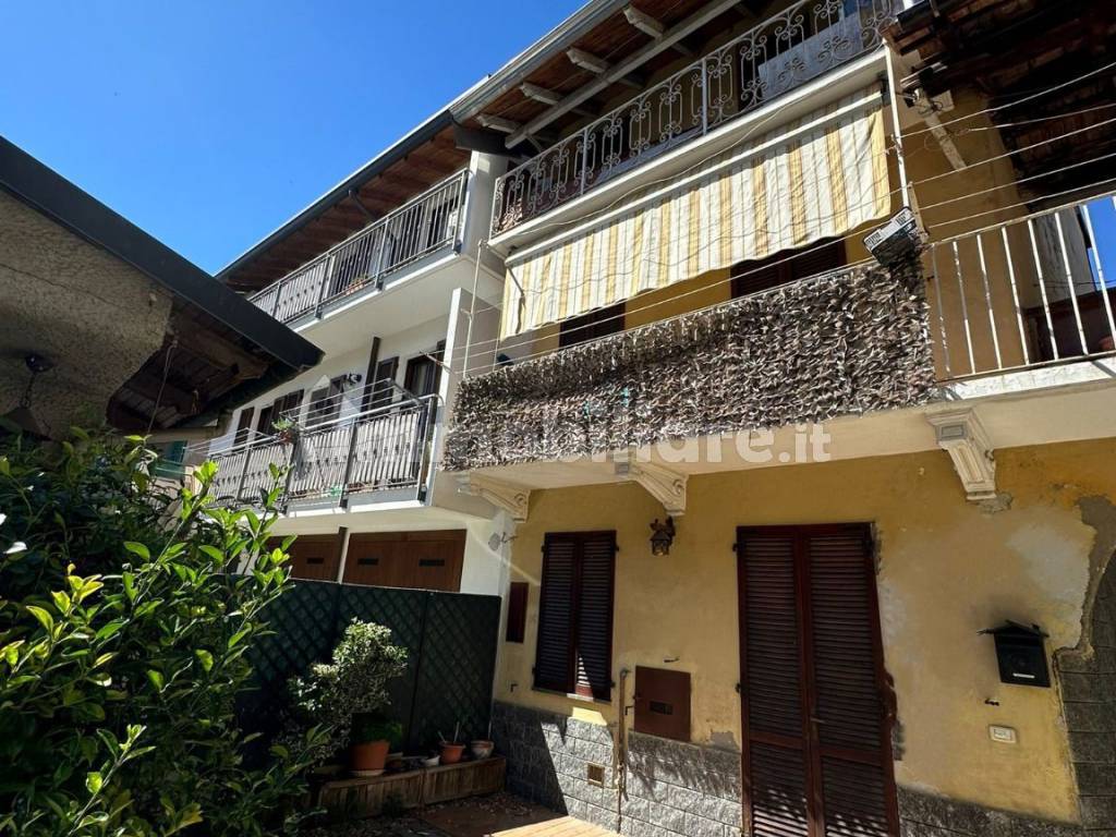 Vendita Appartamento Cameri. Trilocale in via Palestro. Ottimo stato ...