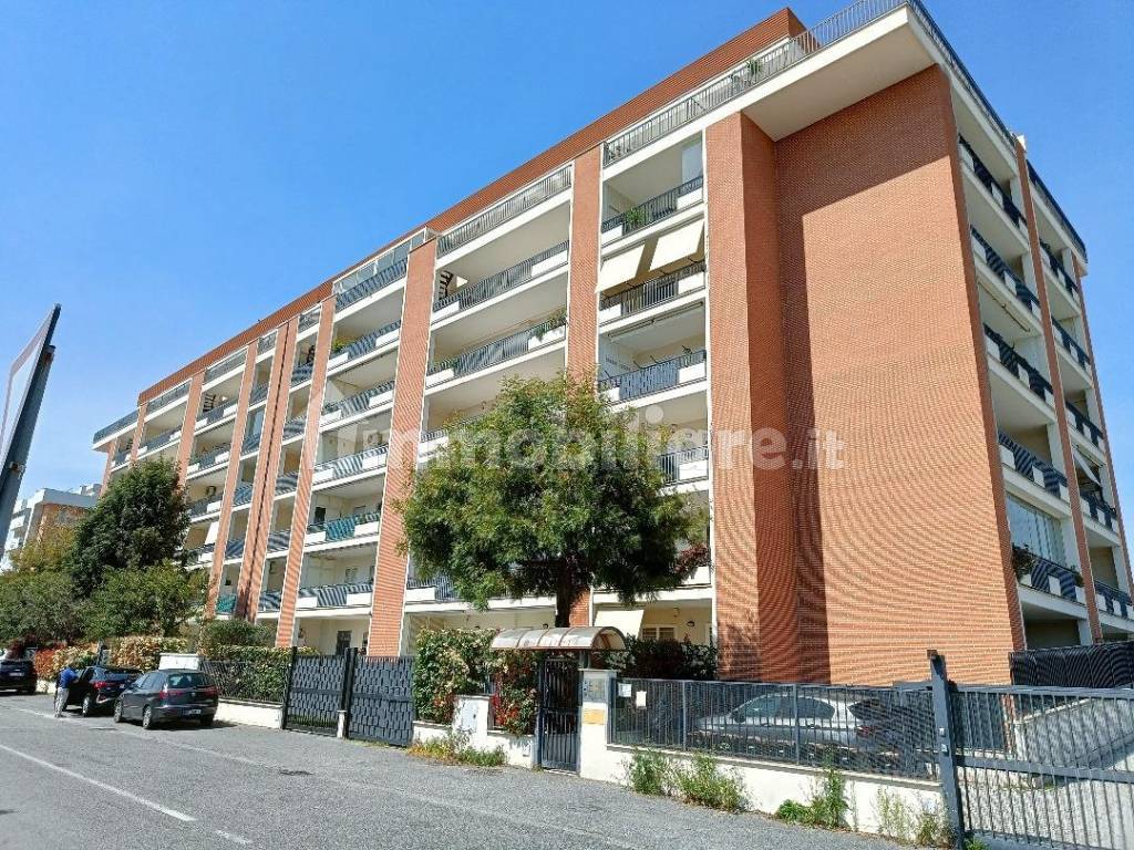 Vendita Open space in via Luigi Crocco 8 Roma. Nuovo, posto auto, con ...