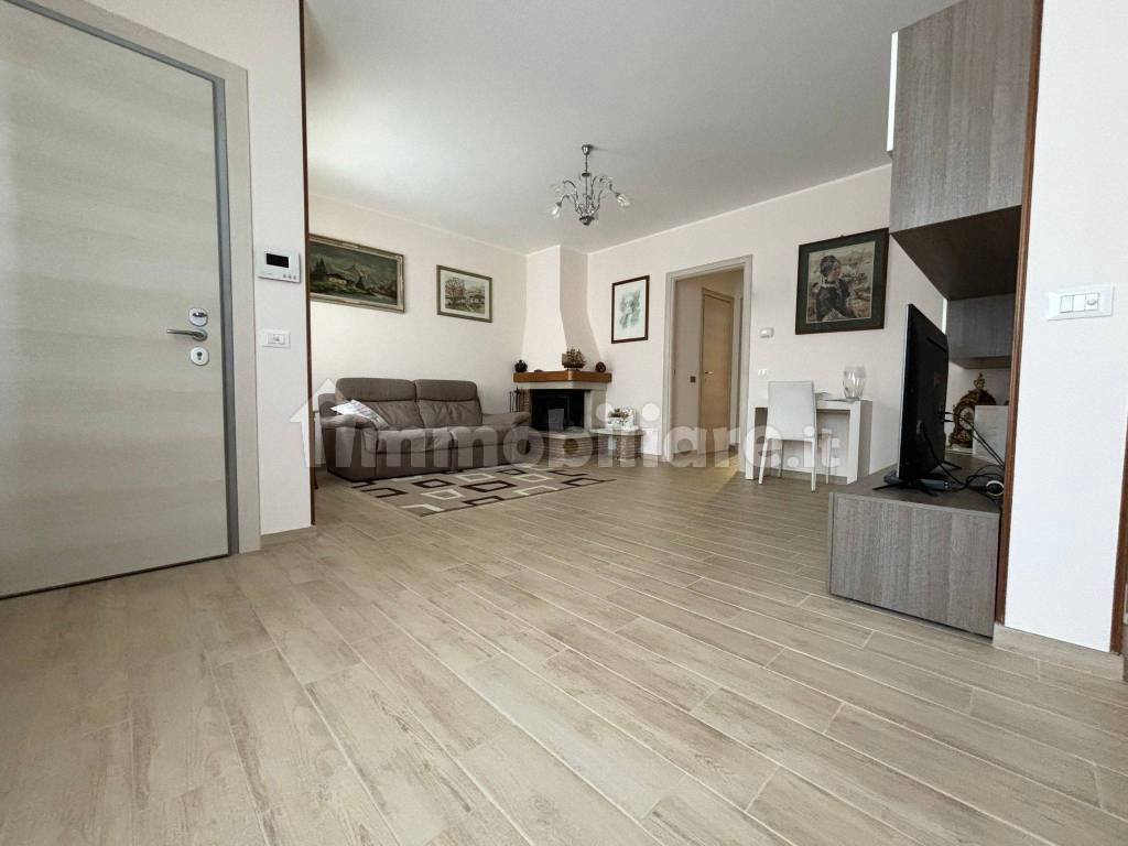 Sale Two-family villa in via Giuseppe Di Vittorio 124 Borgo San ...